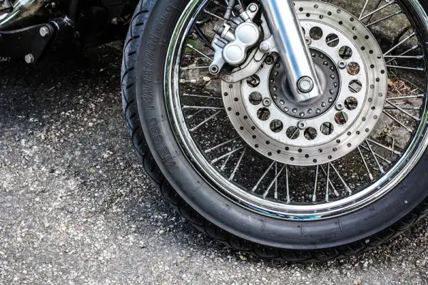 The 5+ BEST Motorcycle Tires (Reviews) in 2023 | R&R